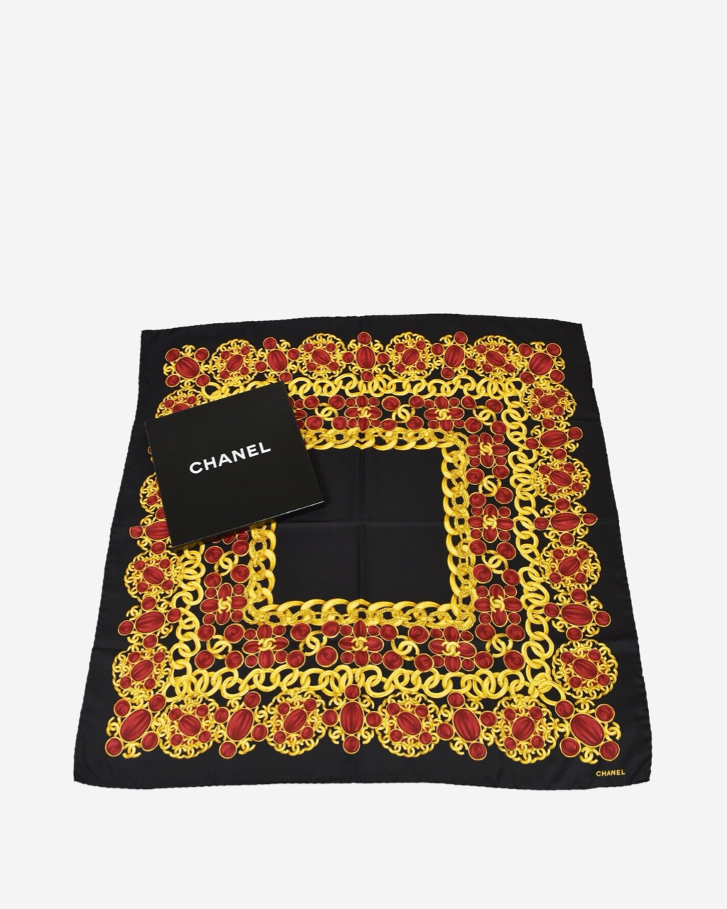 Mascada Chanel – Irene Buffa