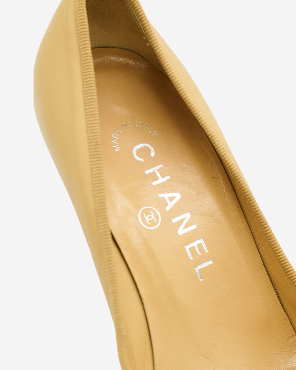 Chanel Vintage Heels 35.5 – Irene Buffa